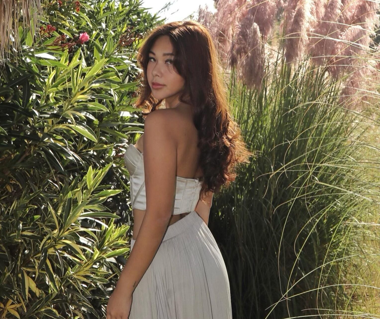 Foreigner Looking for Filipina to Marry: Where to Meet Her?